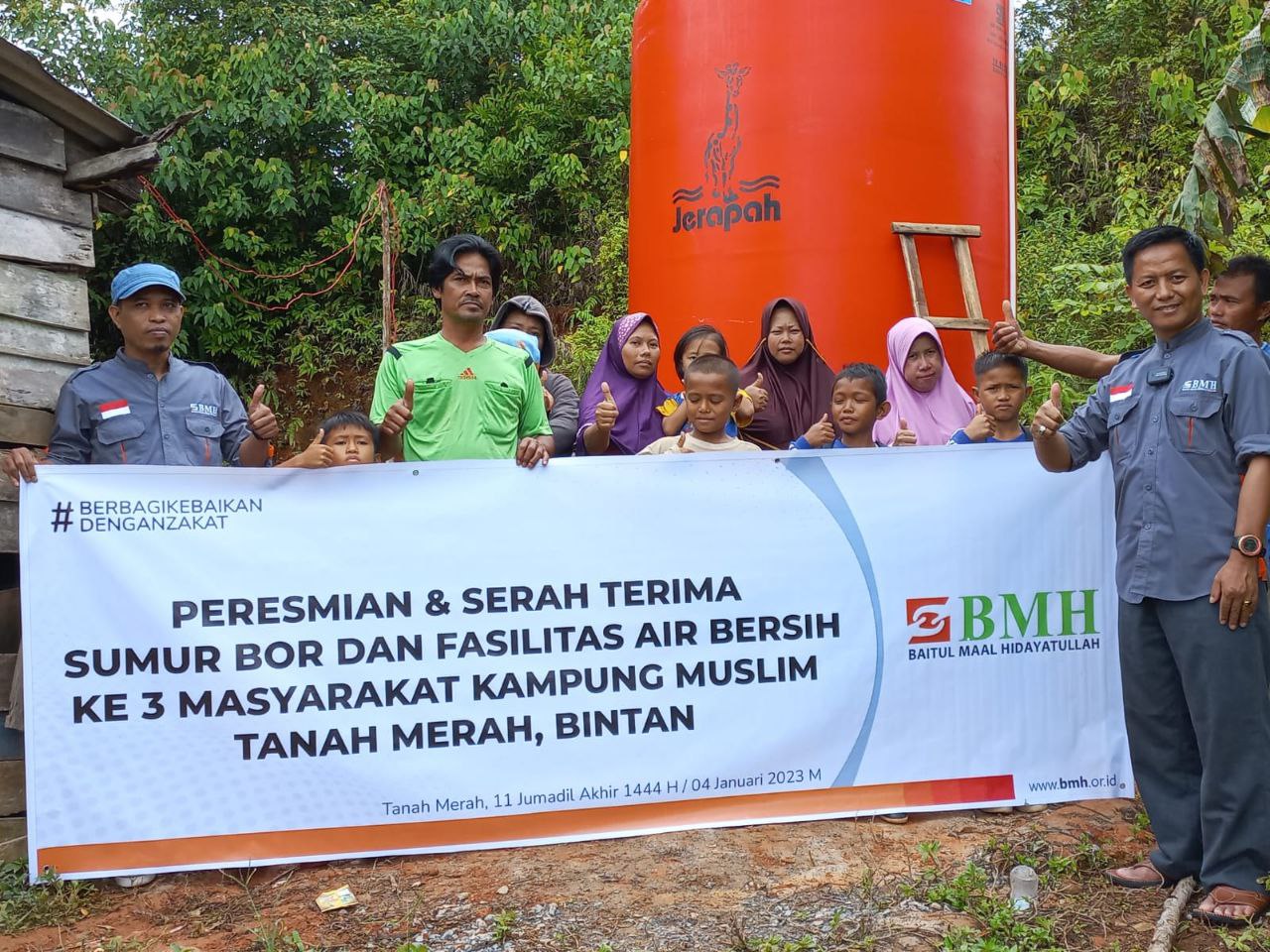 Laznas BMH Resmikan Sumur Bor dan Fasilitas Air Bersih di Tanah Merah - BMH